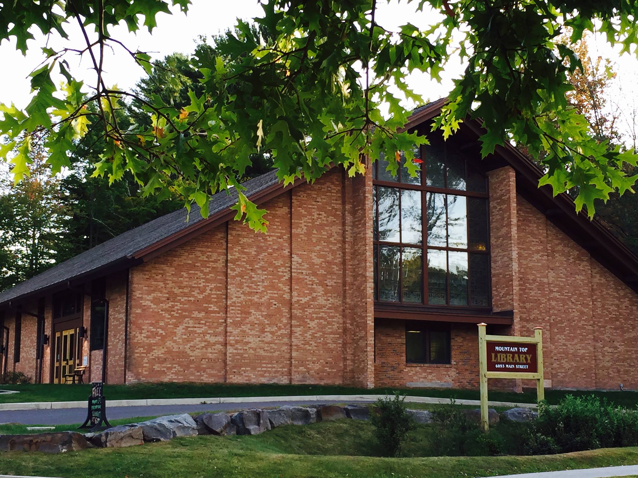 Mountain Top Library | Great Northern Catskills of Greene County