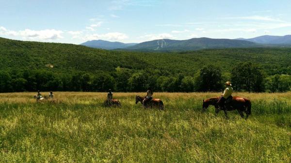 Horseback Riding Areas in Upstate New York – Ranches and Trails